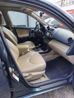 Zaļš Toyota RAV4 2012 Viļņa, ar dzinēja tilpumu 3.46 L un nobraukumu 250 tūkst. km par 8300 €, foto 30 vietnē AUTOMOTO.COM.LV