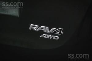 Zaļš Toyota RAV4 2013 Rīga, ar dzinēja tilpumu 2.20 L un nobraukumu 231 tūkst. km par 12350 €, foto 8 vietnē AUTOMOTO.COM.LV