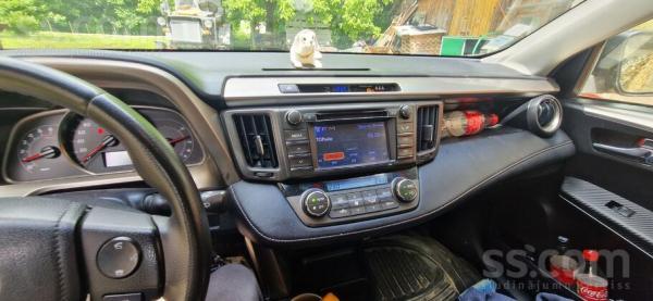 Zaļš Toyota RAV4 2013 Gulbene, ar dzinēja tilpumu 2.20 L un nobraukumu 301 tūkst. km par 8500 €, foto 1 vietnē AUTOMOTO.COM.LV