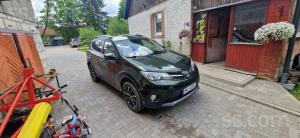 Zaļš Toyota RAV4 2013 Gulbene, ar dzinēja tilpumu 2.20 L un nobraukumu 301 tūkst. km par 8500 €, foto 7 vietnē AUTOMOTO.COM.LV