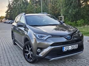 Зеленый Тойота РАВ 4 2016 в Рига, объемом двигателя 2.50 л и пробегом 93 тыс. км за 21700 €, фото  на AUTOMOTO.COM.LV