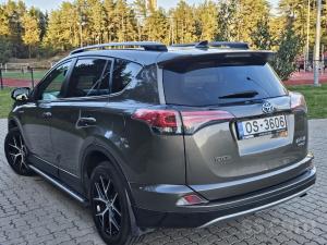 Zaļš Toyota RAV4 2016 Rīga, ar dzinēja tilpumu 2.50 L un nobraukumu 93 tūkst. km par 21700 €, foto 4 vietnē AUTOMOTO.COM.LV