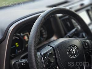 Zaļš Toyota RAV4 2016 Rīga, ar dzinēja tilpumu 2.50 L un nobraukumu 93 tūkst. km par 21700 €, foto 9 vietnē AUTOMOTO.COM.LV