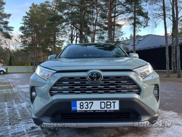 Zaļš Toyota RAV4 2019 Tallina, ar dzinēja tilpumu 2.00 L un nobraukumu 107 tūkst. km par 22500 €, foto 5 vietnē AUTOMOTO.COM.LV