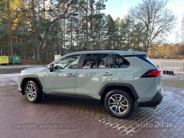 Zaļš Toyota RAV4 2019 Tallina, ar dzinēja tilpumu 2.00 L un nobraukumu 107 tūkst. km par 22500 €, foto 10 vietnē AUTOMOTO.COM.LV