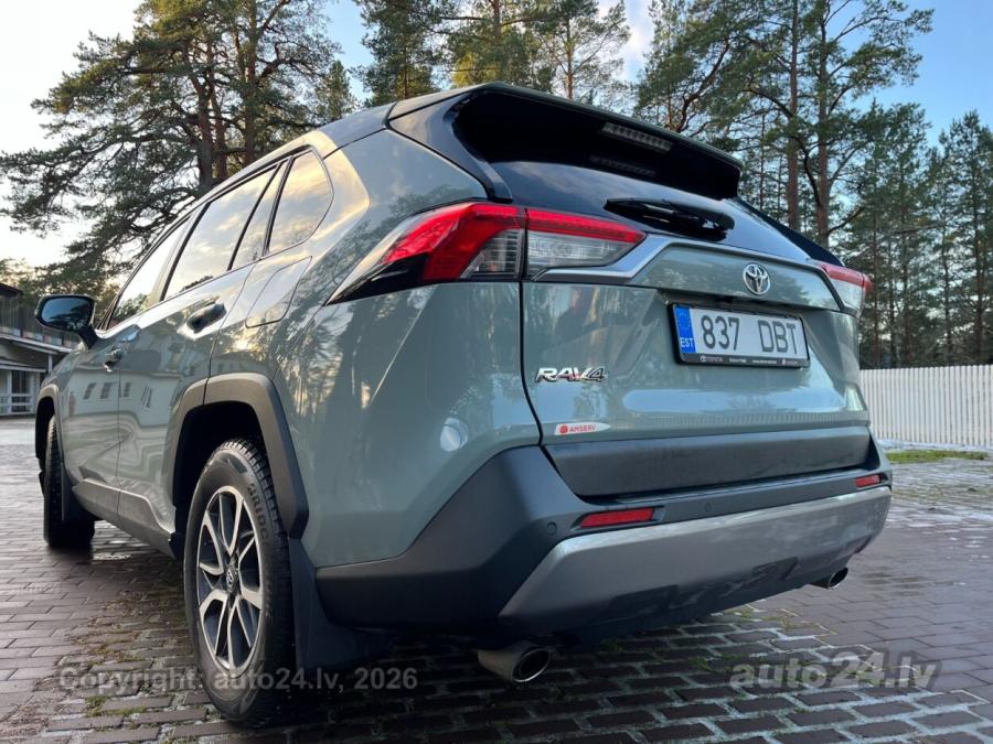Zaļš Toyota RAV4 2019 Tallina, ar dzinēja tilpumu 2.00 L un nobraukumu 107 tūkst. km par 22500 €, foto 11 vietnē AUTOMOTO.COM.LV