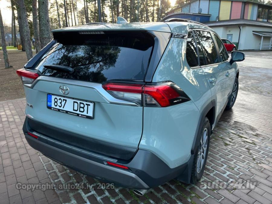 Zaļš Toyota RAV4 2019 Tallina, ar dzinēja tilpumu 2.00 L un nobraukumu 107 tūkst. km par 22500 €, foto 13 vietnē AUTOMOTO.COM.LV