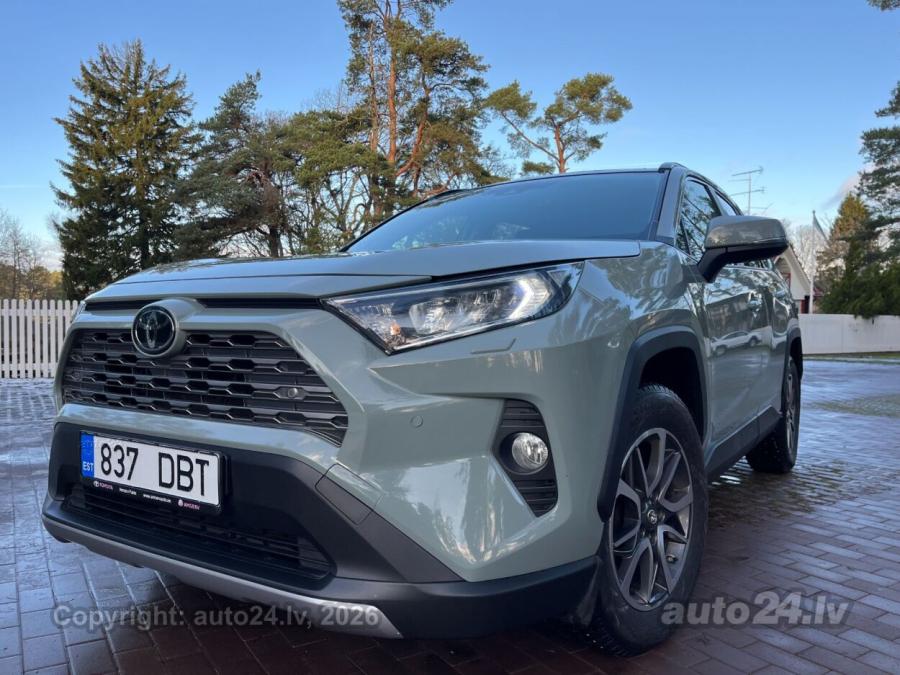 Zaļš Toyota RAV4 2019 Tallina, ar dzinēja tilpumu 2.00 L un nobraukumu 107 tūkst. km par 22500 €, foto 14 vietnē AUTOMOTO.COM.LV