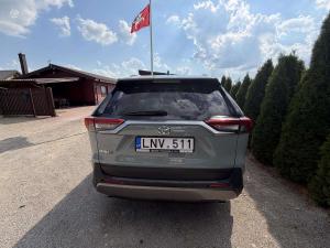 Zaļš Toyota RAV4 2019 Šauļi, ar dzinēja tilpumu 1.99 L un nobraukumu 119 tūkst. km par 27000 €, foto 7 vietnē AUTOMOTO.COM.LV