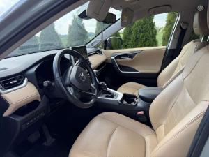 Zaļš Toyota RAV4 2019 Šauļi, ar dzinēja tilpumu 1.99 L un nobraukumu 119 tūkst. km par 27000 €, foto 13 vietnē AUTOMOTO.COM.LV
