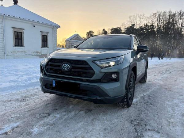 Zaļš Toyota RAV4 2020 Kauņa, ar dzinēja tilpumu 2.50 L un nobraukumu 80 tūkst. km par 27500 €, foto 4 vietnē AUTOMOTO.COM.LV