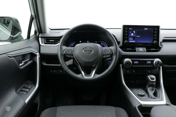 Zaļš Toyota RAV4 2021 Viļņa, ar dzinēja tilpumu 2.49 L un nobraukumu 46 tūkst. km par 28900 €, foto 8 vietnē AUTOMOTO.COM.LV