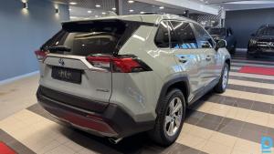 Zaļš Toyota RAV4 2021 Mārupe, ar dzinēja tilpumu 2.50 L un nobraukumu 145 tūkst. km par 26990 €, foto 3 vietnē AUTOMOTO.COM.LV