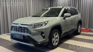 Zaļš Toyota RAV4 2021 Rīga, ar dzinēja tilpumu 2.00 L un nobraukumu 182 tūkst. km par 21990 €, foto  vietnē AUTOMOTO.COM.LV