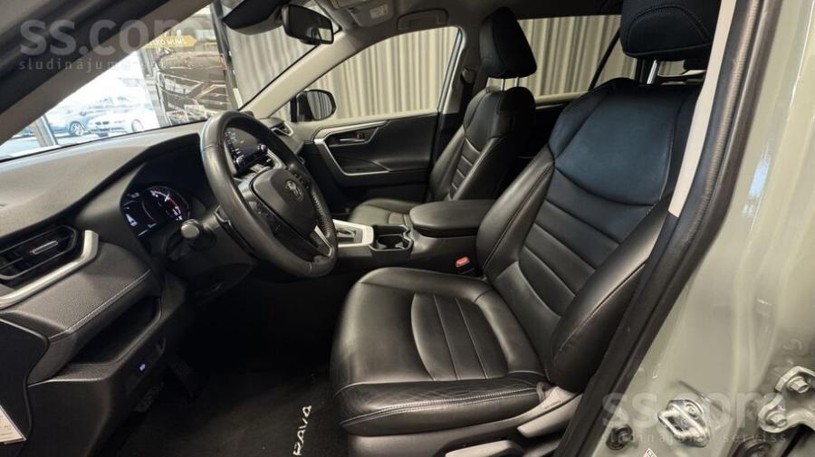 Zaļš Toyota RAV4 2021 Rīga, ar dzinēja tilpumu 2.00 L un nobraukumu 182 tūkst. km par 21990 €, foto 17 vietnē AUTOMOTO.COM.LV