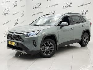 Zaļš Toyota RAV4 2022 Avižieniai, ar dzinēja tilpumu 2.50 L un nobraukumu 45 tūkst. km par 28900 €, foto  vietnē AUTOMOTO.COM.LV