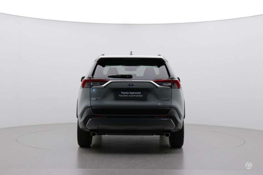 Zaļš Toyota RAV4 2022 Viļņa, ar dzinēja tilpumu 2.49 L un nobraukumu 84 tūkst. km par 33500 €, foto 6 vietnē AUTOMOTO.COM.LV