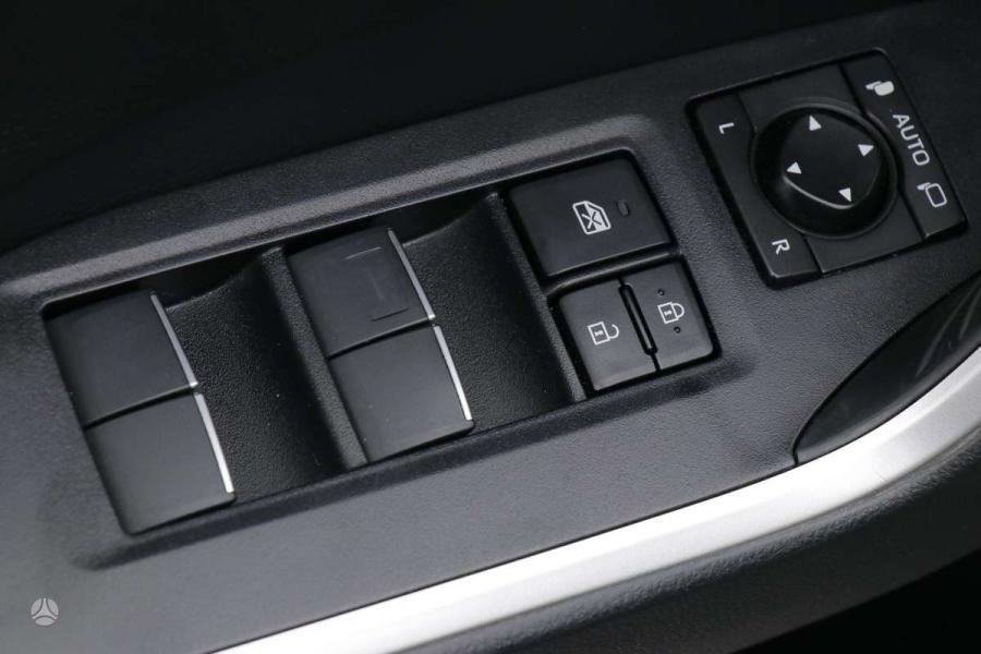 Zaļš Toyota RAV4 2022 Viļņa, ar dzinēja tilpumu 2.49 L un nobraukumu 84 tūkst. km par 33500 €, foto 26 vietnē AUTOMOTO.COM.LV