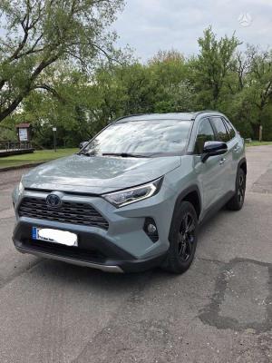 Зеленый Тойота РАВ 4 2022 в Пренай, объемом двигателя 2.50 л и пробегом 120 тыс. км за 25700 €, фото  на AUTOMOTO.COM.LV