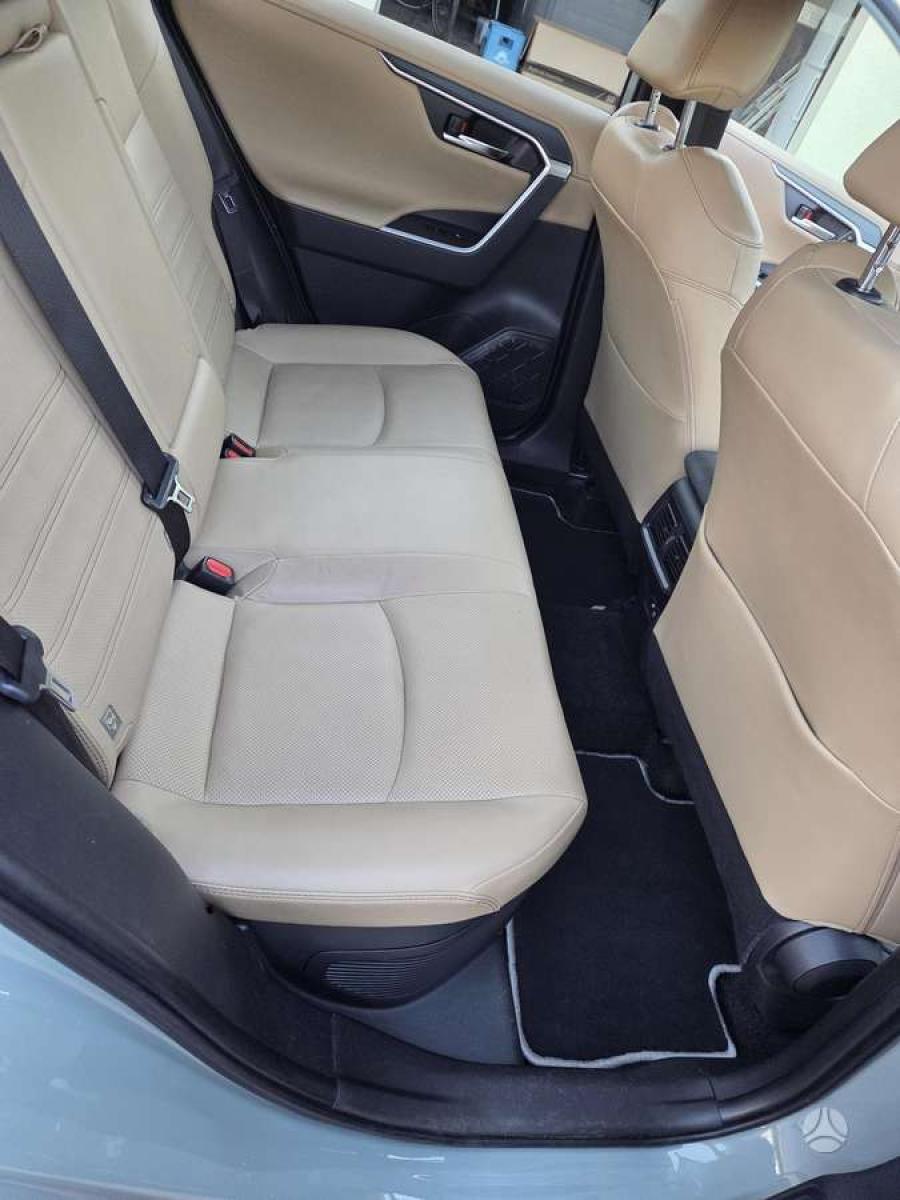 Зеленый Тойота РАВ 4 2022 в Пренай, объемом двигателя 2.50 л и пробегом 120 тыс. км за 25700 €, фото 20 на AUTOMOTO.COM.LV