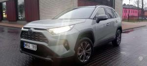 Zaļš Toyota RAV4 2023 Ukmergė, ar dzinēja tilpumu 2.49 L un nobraukumu 35 tūkst. km par 31500 €, foto  vietnē AUTOMOTO.COM.LV