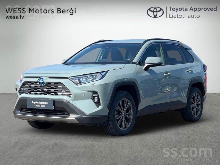 Green Toyota RAV4 2024 in Riga, with an engine capacity of 2.50 L and mileage of 51 thousand km for 38990 €, photo 1 on AUTOMOTO.COM.LV