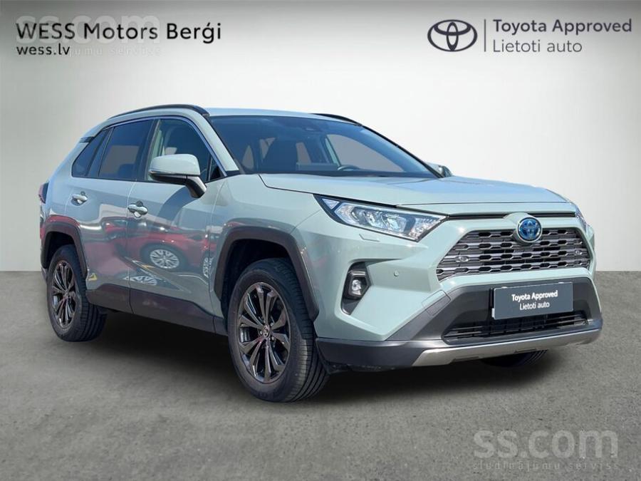 Green Toyota RAV4 2024 in Riga, with an engine capacity of 2.50 L and mileage of 51 thousand km for 38990 €, photo 26 on AUTOMOTO.COM.LV