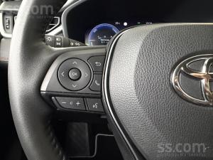 Green Toyota RAV4 2024 in Riga, with an engine capacity of 2.50 L and mileage of 73 thousand km for 36990 €, photo 21 on AUTOMOTO.COM.LV