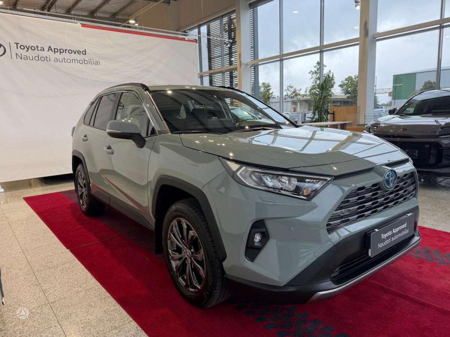Zaļš Toyota RAV4 2025 Šauļi, ar dzinēja tilpumu 2.49 L un nobraukumu 16 tūkst. km par 38500 €, foto 3 vietnē AUTOMOTO.COM.LV