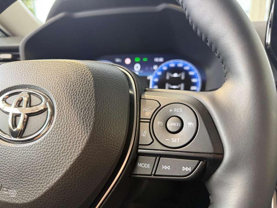 Zaļš Toyota RAV4 2025 Šauļi, ar dzinēja tilpumu 2.49 L un nobraukumu 16 tūkst. km par 38500 €, foto 20 vietnē AUTOMOTO.COM.LV