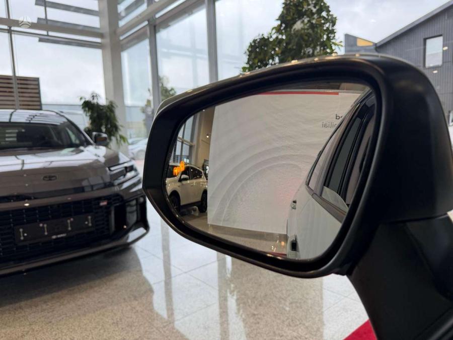Zaļš Toyota RAV4 2025 Šauļi, ar dzinēja tilpumu 2.49 L un nobraukumu 16 tūkst. km par 38500 €, foto 26 vietnē AUTOMOTO.COM.LV