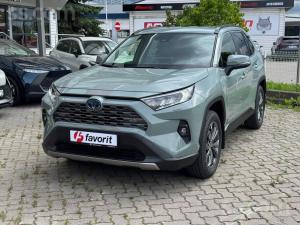 Zaļš Toyota RAV4 2025 Rīga, ar dzinēja tilpumu 2.50 L un nobraukumu 21 tūkst. km par 35850 €, foto 3 vietnē AUTOMOTO.COM.LV
