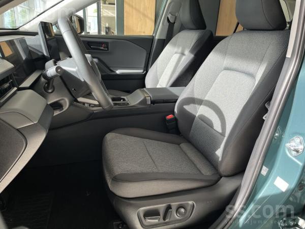 Zaļš Toyota RAV4 2026 Ventspils, ar dzinēja tilpumu 2.50 L un nobraukumu 10 tūkst. km par 41690 €, foto 5 vietnē AUTOMOTO.COM.LV