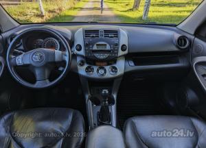 Zaļš Toyota RAV4 2006 Pērnava, ar dzinēja tilpumu 2.20 L un nobraukumu 316 tūkst. km par 3600 €, foto 13 vietnē AUTOMOTO.COM.LV