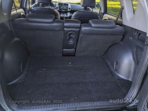 Zaļš Toyota RAV4 2006 Pērnava, ar dzinēja tilpumu 2.20 L un nobraukumu 316 tūkst. km par 3600 €, foto 18 vietnē AUTOMOTO.COM.LV