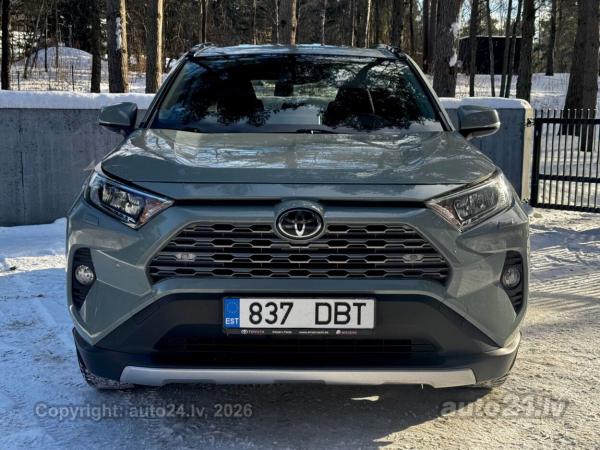 Zaļš Toyota RAV4 2019 Tallina, ar dzinēja tilpumu 2.00 L un nobraukumu 107 tūkst. km par 22500 €, foto 5 vietnē AUTOMOTO.COM.LV