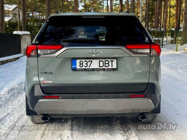 Zaļš Toyota RAV4 2019 Tallina, ar dzinēja tilpumu 2.00 L un nobraukumu 107 tūkst. km par 22500 €, foto 6 vietnē AUTOMOTO.COM.LV