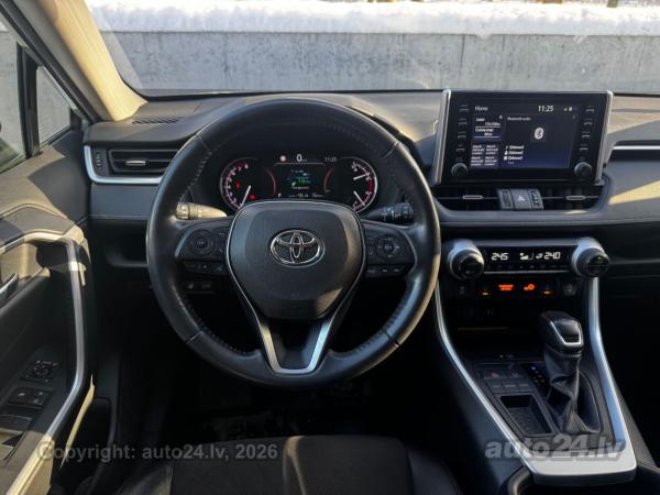 Zaļš Toyota RAV4 2019 Tallina, ar dzinēja tilpumu 2.00 L un nobraukumu 107 tūkst. km par 22500 €, foto 7 vietnē AUTOMOTO.COM.LV