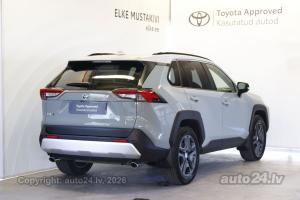 Zaļš Toyota RAV4 2023 Tallina, ar dzinēja tilpumu 2.49 L un nobraukumu 34 tūkst. km par 37500 €, foto 3 vietnē AUTOMOTO.COM.LV