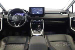 Zaļš Toyota RAV4 2023 Tallina, ar dzinēja tilpumu 2.49 L un nobraukumu 34 tūkst. km par 37500 €, foto 9 vietnē AUTOMOTO.COM.LV