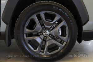 Zaļš Toyota RAV4 2023 Tallina, ar dzinēja tilpumu 2.49 L un nobraukumu 34 tūkst. km par 37500 €, foto 16 vietnē AUTOMOTO.COM.LV