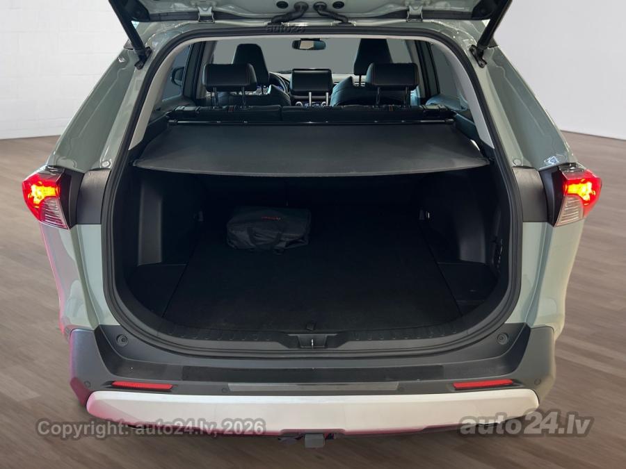 Zaļš Toyota RAV4 2023 Pērnava, ar dzinēja tilpumu 2.50 L un nobraukumu 42 tūkst. km par 36990 €, foto 11 vietnē AUTOMOTO.COM.LV