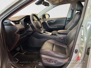 Zaļš Toyota RAV4 2023 Pērnava, ar dzinēja tilpumu 2.50 L un nobraukumu 42 tūkst. km par 36990 €, foto 12 vietnē AUTOMOTO.COM.LV
