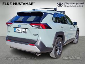 Green Toyota RAV4 2023 in Tallinn, with an engine capacity of 2.49 L and mileage of 74 thousand km for 36995 €, photo 3 on AUTOMOTO.COM.LV