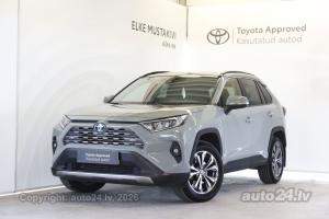 Zaļš Toyota RAV4 2025 Tallina, ar dzinēja tilpumu 2.49 L un nobraukumu 19 tūkst. km par 38900 €, foto  vietnē AUTOMOTO.COM.LV
