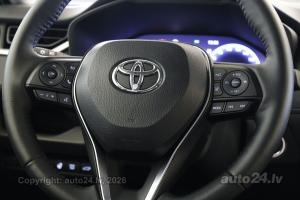 Zaļš Toyota RAV4 2025 Tallina, ar dzinēja tilpumu 2.49 L un nobraukumu 19 tūkst. km par 38900 €, foto 13 vietnē AUTOMOTO.COM.LV