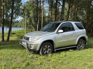 Grey Toyota RAV4 2000 in Kaunas, with an engine capacity of 2.00 L and mileage of 191 thousand km for 2850 €, photo 3 on AUTOMOTO.COM.LV