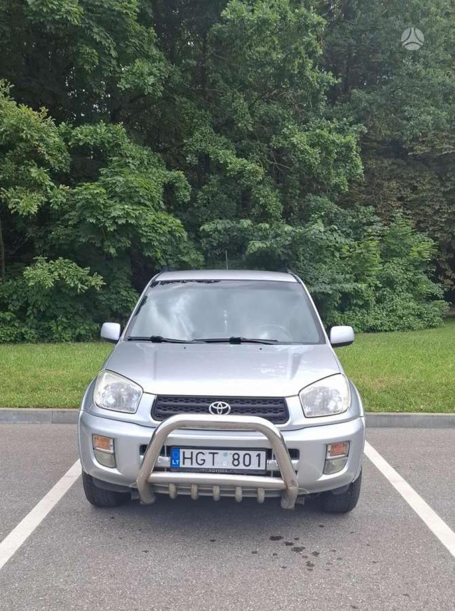 Pelēks Toyota RAV4 2002 Kauņa, ar dzinēja tilpumu 2.00 L un nobraukumu 200 tūkst. km par 2500 €, foto 11 vietnē AUTOMOTO.COM.LV