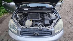 Pelēks Toyota RAV4 2002 Kauņa, ar dzinēja tilpumu 2.00 L un nobraukumu 239 tūkst. km par 1700 €, foto 9 vietnē AUTOMOTO.COM.LV