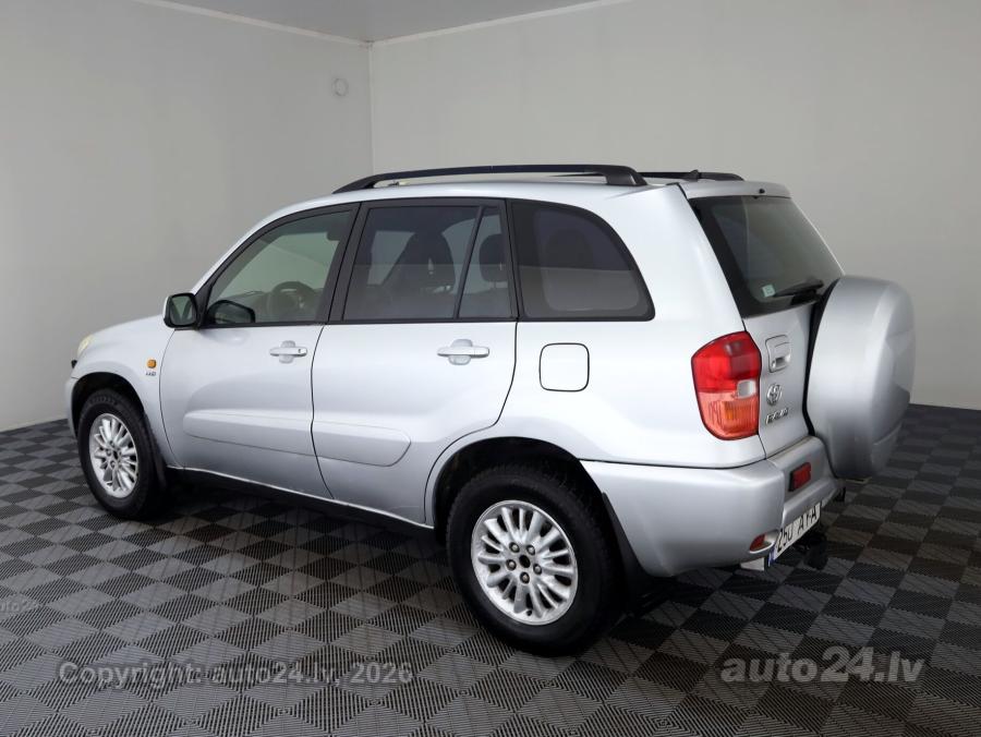Серый Тойота РАВ 4 2002 в Таллин, объемом двигателя 2.00 л и пробегом 359 тыс. км за 1499 €, фото 5 на AUTOMOTO.COM.LV